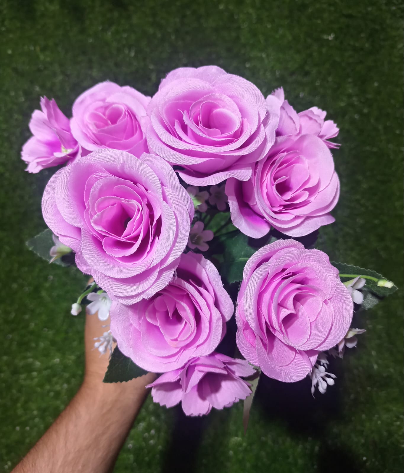 Ramo de Rosas Violeta y Margaritas - Puntobela